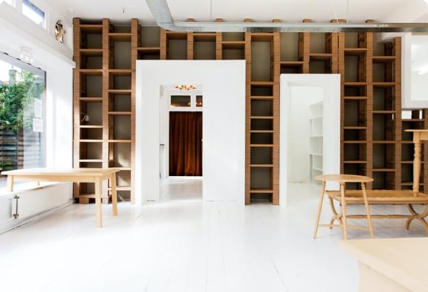 SitDownPls - Главная страница